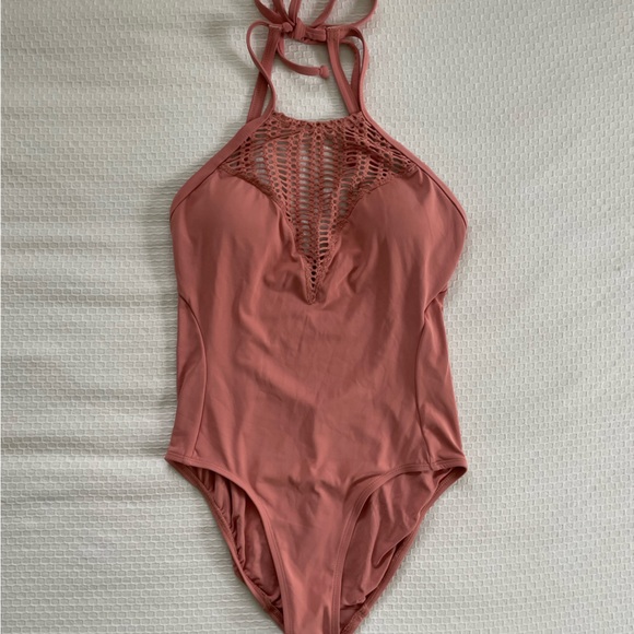 Robin Piccone | Swim | Nwt Robin Piccone Onepiece With Crochet Detail ...